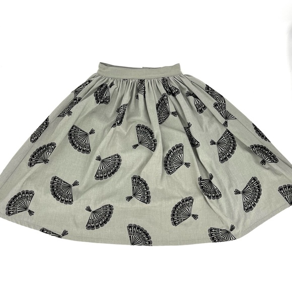 Bettie Page | Skirts | Bettie Page Modcloth Retro Swing Twirl Pinup Fan ...